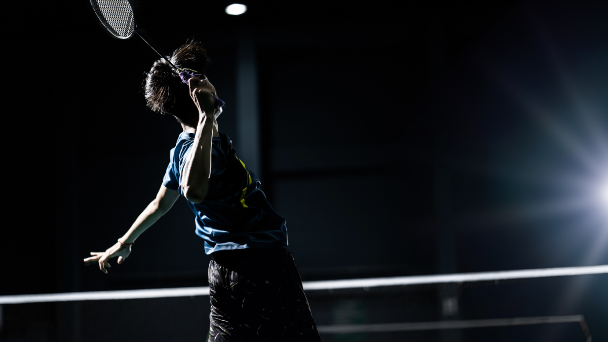 アストロクス77プロをレビュー！連続スマッシュとレシーブを強化したい方必見！ - TETSU BADO