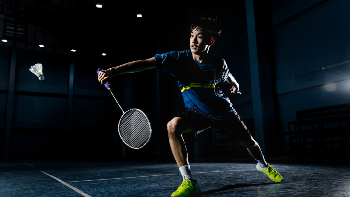 アストロクス77ツアーをレビュー！連続スマッシュと正確なショットを狙えるラケット！ - TETSU BADO