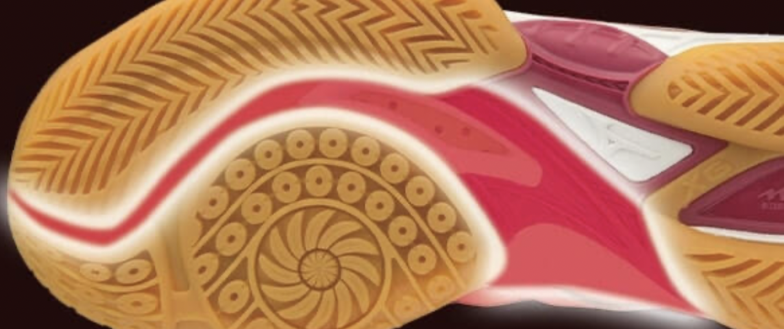 【ミズノ】ウェーブクロー2 をレビュー！高度な反発力を持つバドシューズ！ - TETSU BADO