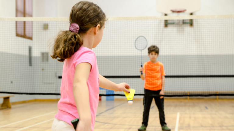 最新版【2025年】ジュニア（小学生）におすすめのバドラケット23選！選び方も解説！ - TETSU BADO